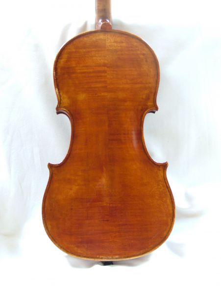 Violin photos and descriptions