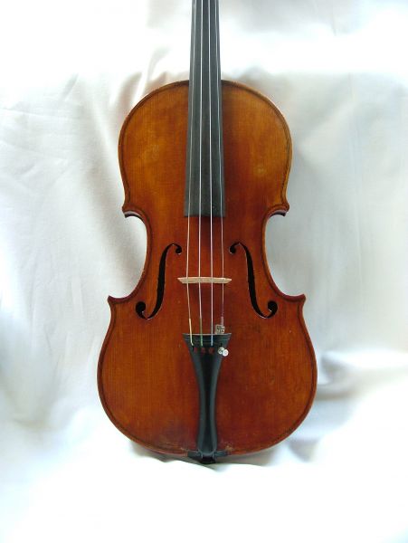 Violin photos and descriptions